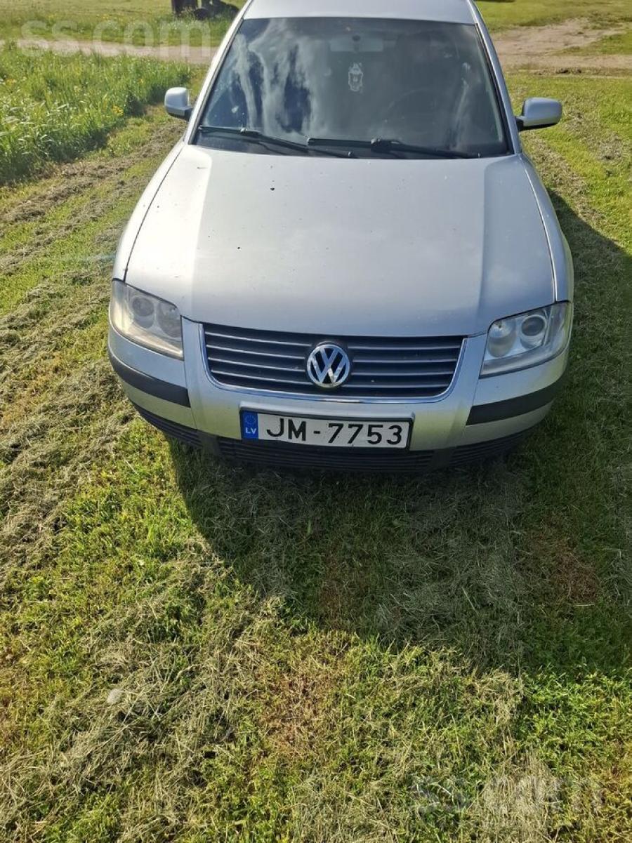 Pelēks Volkswagen Passat B5 2002 Preiļi, ar dzinēja tilpumu 1.90 L un nobraukumu 300 tūkst. km par 575 €, foto 3 vietnē AUTOMOTO.COM.LV