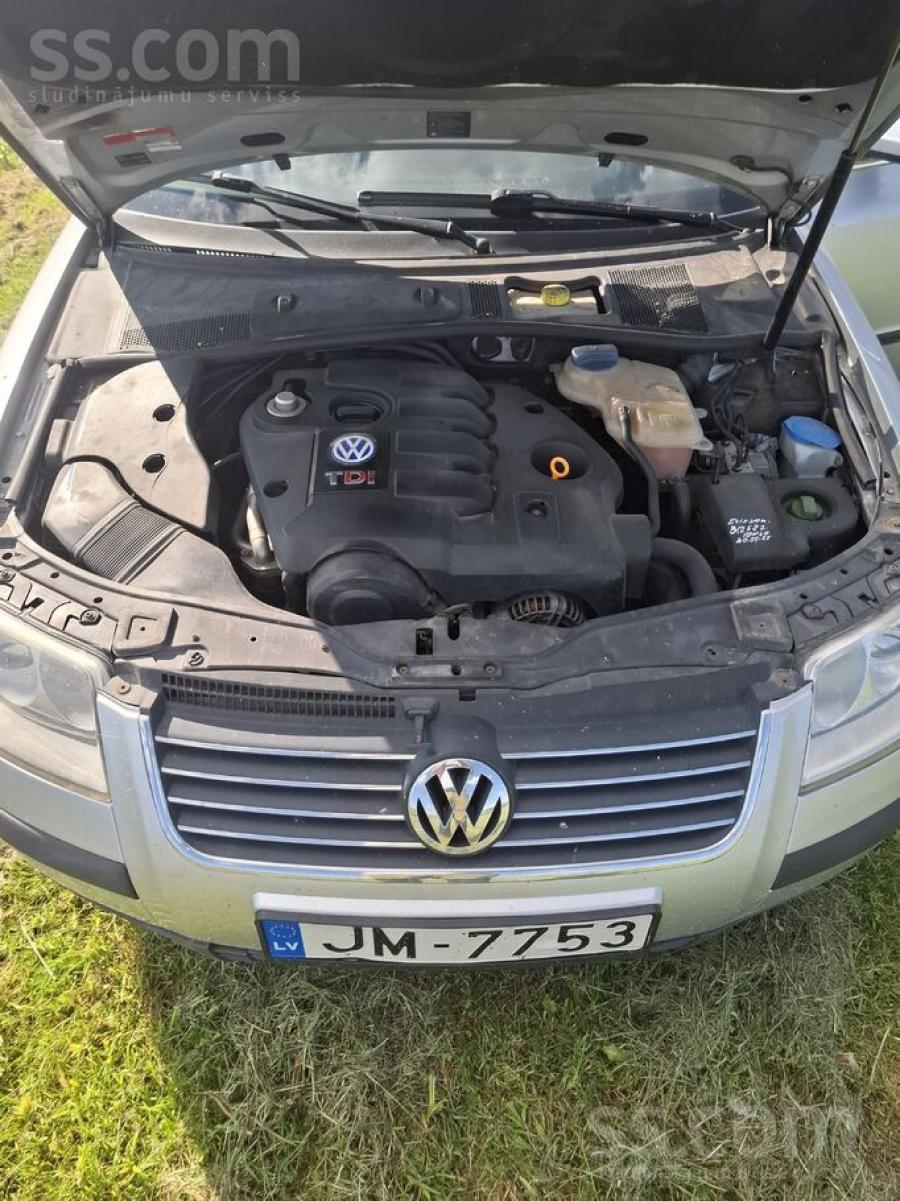 Pelēks Volkswagen Passat B5 2002 Preiļi, ar dzinēja tilpumu 1.90 L un nobraukumu 300 tūkst. km par 575 €, foto 4 vietnē AUTOMOTO.COM.LV