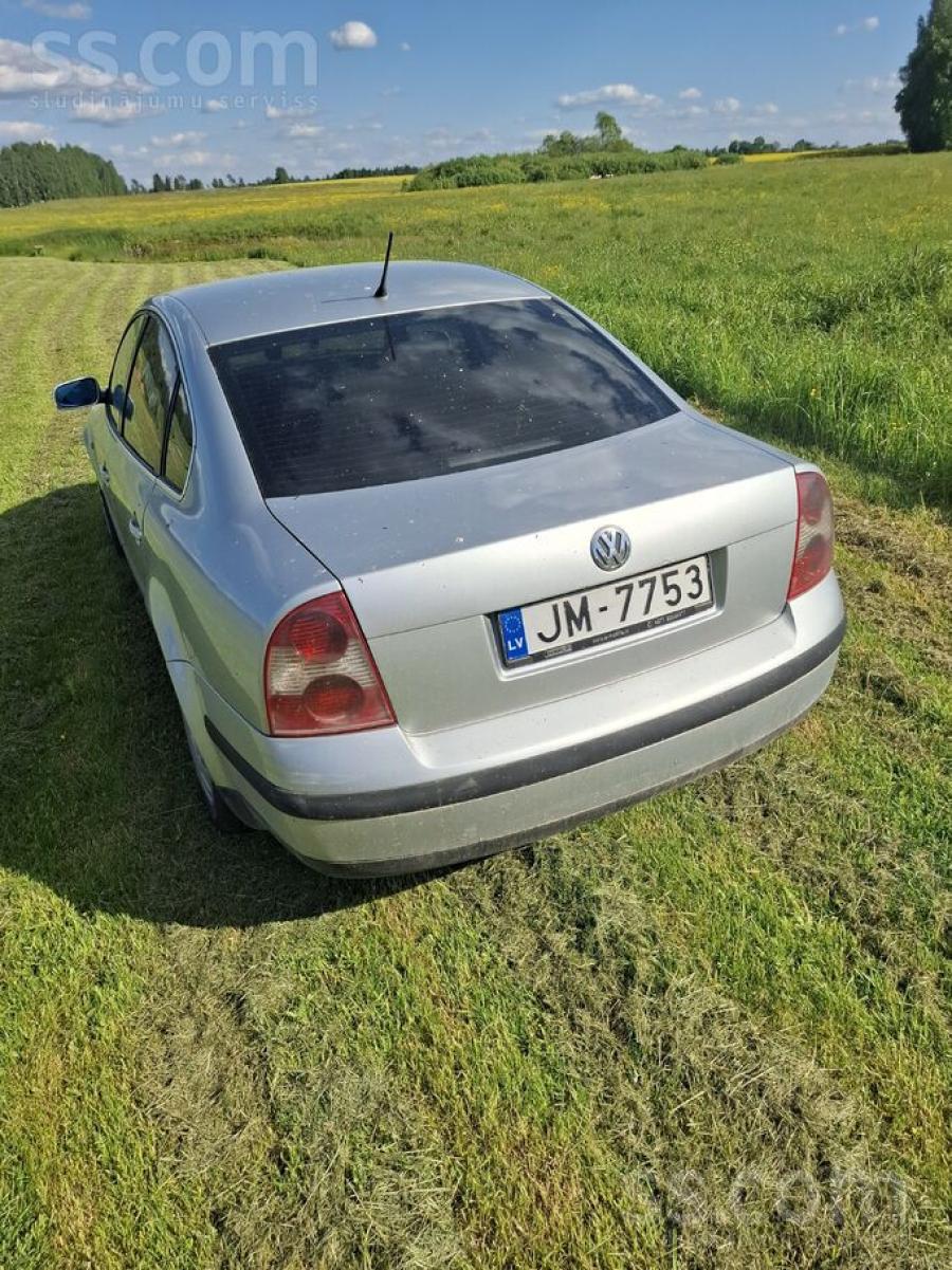 Pelēks Volkswagen Passat B5 2002 Preiļi, ar dzinēja tilpumu 1.90 L un nobraukumu 300 tūkst. km par 575 €, foto 8 vietnē AUTOMOTO.COM.LV