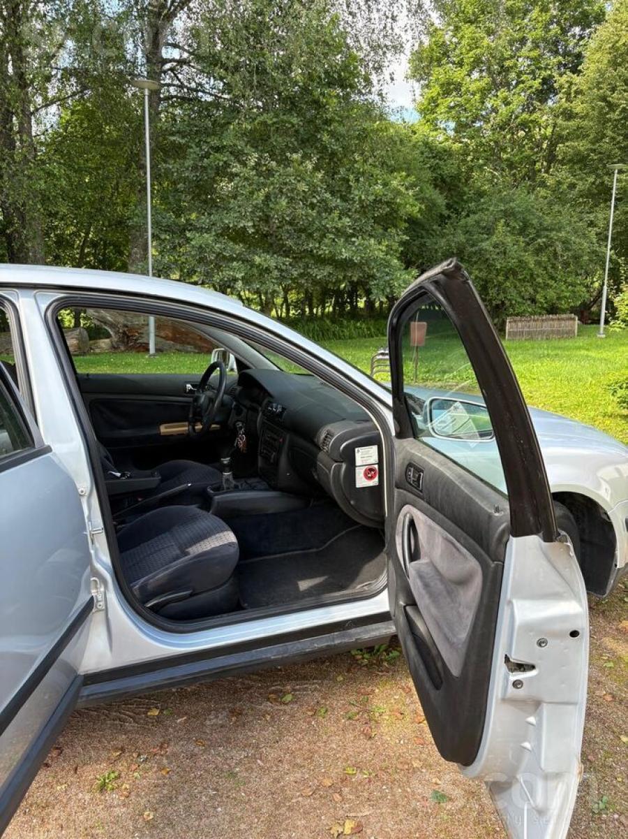 Pelēks Volkswagen Passat B5 1996 Ventspils, ar dzinēja tilpumu 1.80 L un nobraukumu 318 tūkst. km par 1450 €, foto 7 vietnē AUTOMOTO.COM.LV