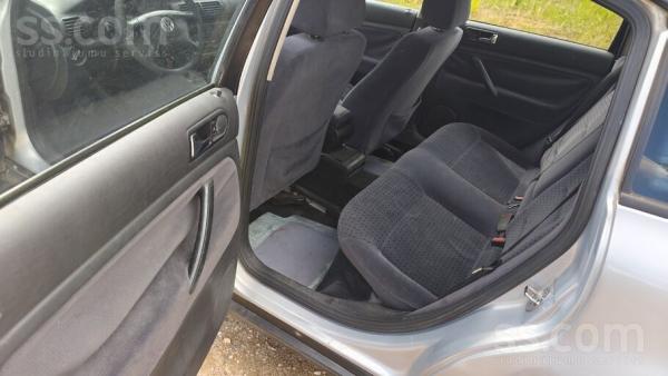 Pelēks Volkswagen Passat B5 1997 Daugavpils, ar dzinēja tilpumu 1.80 L un nobraukumu 372 tūkst. km par 850 €, foto 8 vietnē AUTOMOTO.COM.LV