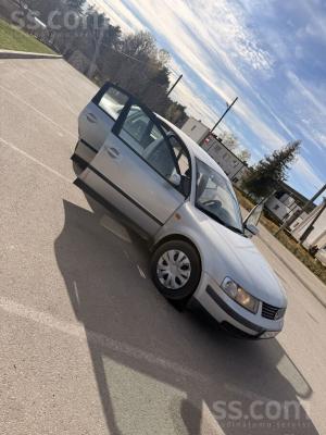 Pelēks Volkswagen Passat B5 1998 Rēzekne, ar dzinēja tilpumu 1.90 L un nobraukumu 400 tūkst. km par 1450 €, foto 4 vietnē AUTOMOTO.COM.LV