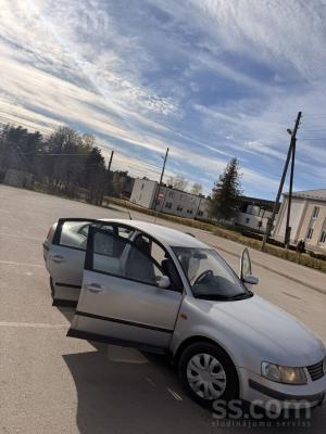 Pelēks Volkswagen Passat B5 1998 Rēzekne, ar dzinēja tilpumu 1.90 L un nobraukumu 400 tūkst. km par 1450 €, foto 5 vietnē AUTOMOTO.COM.LV