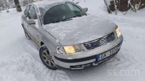 Grey Volkswagen Passat B5 1998 in Tukums, with an engine capacity of 1.90 L and mileage of 672 thousand km for 600 €, photo 5 on AUTOMOTO.COM.LV