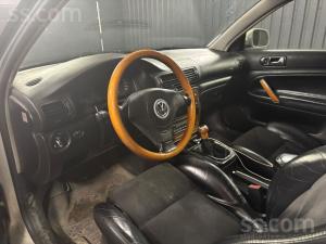 Pelēks Volkswagen Passat B5 1999 Liepāja, ar dzinēja tilpumu 2.80 L un nobraukumu 440 tūkst. km par 950 €, foto 3 vietnē AUTOMOTO.COM.LV
