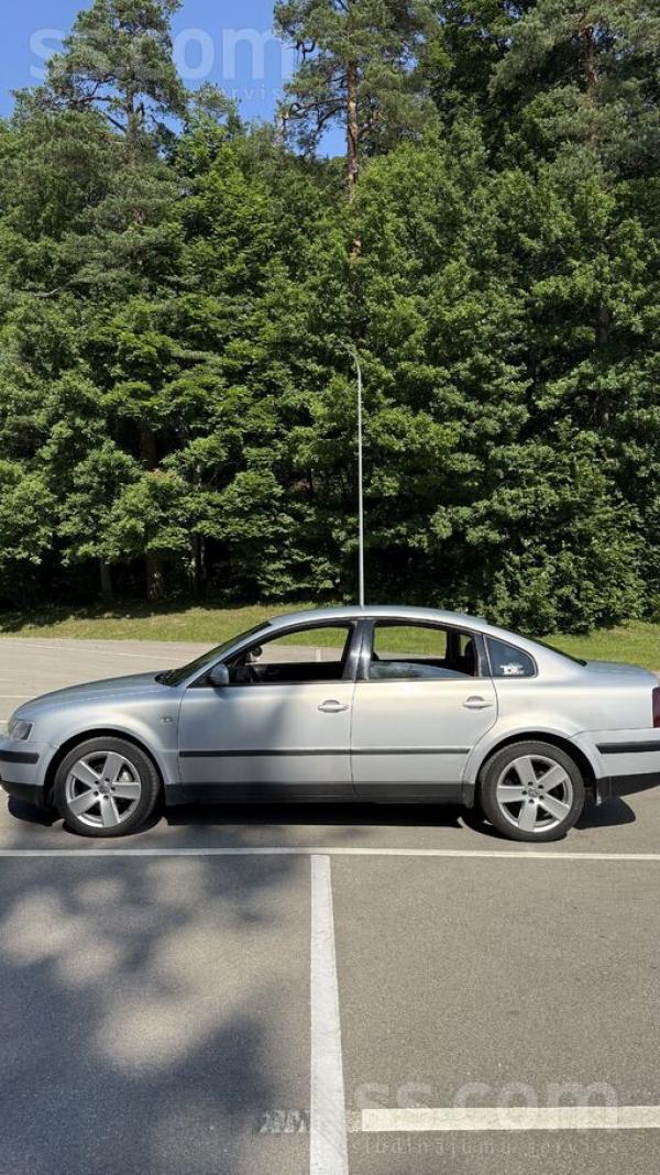 Grey Volkswagen Passat B5 1999 in Aluksne, with an engine capacity of 1.90 L and mileage of 391 thousand km for 3500 €, photo 6 on AUTOMOTO.COM.LV