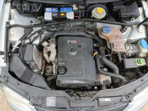 Pelēks Volkswagen Passat B5 1999 Kuldīga, ar dzinēja tilpumu 1.90 L un nobraukumu 331 tūkst. km par 1350 €, foto 6 vietnē AUTOMOTO.COM.LV