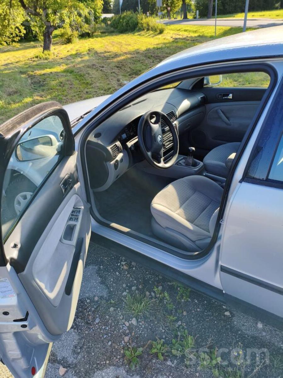 Pelēks Volkswagen Passat B5 1999 Bauska, ar dzinēja tilpumu 1.60 L un nobraukumu 286 tūkst. km par 1200 €, foto 6 vietnē AUTOMOTO.COM.LV