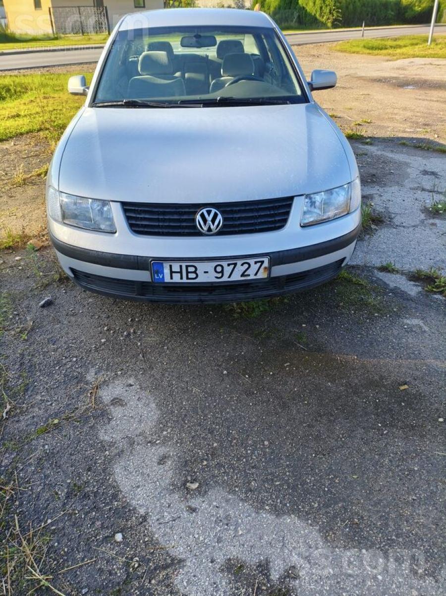 Pelēks Volkswagen Passat B5 1999 Bauska, ar dzinēja tilpumu 1.60 L un nobraukumu 286 tūkst. km par 1200 €, foto 8 vietnē AUTOMOTO.COM.LV