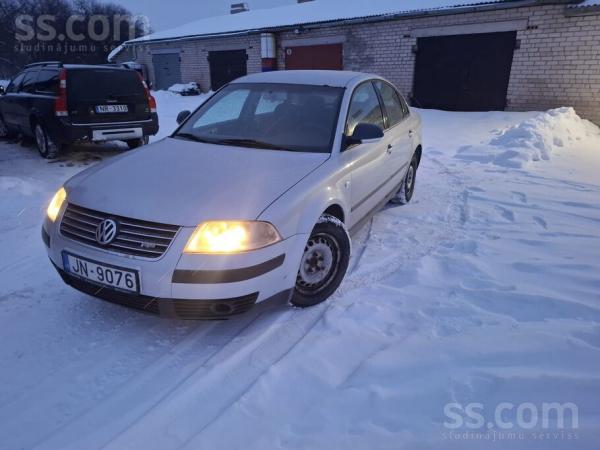 Pelēks Volkswagen Passat B5 2000 Saldus, ar dzinēja tilpumu 1.90 L un nobraukumu 0 tūkst. km par 1000 €, foto 1 vietnē AUTOMOTO.COM.LV