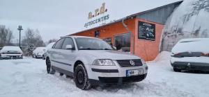 Pelēks Volkswagen Passat B5 2001 Valmiera, ar dzinēja tilpumu 1.90 L un nobraukumu 407 tūkst. km par 1000 €, foto  vietnē AUTOMOTO.COM.LV