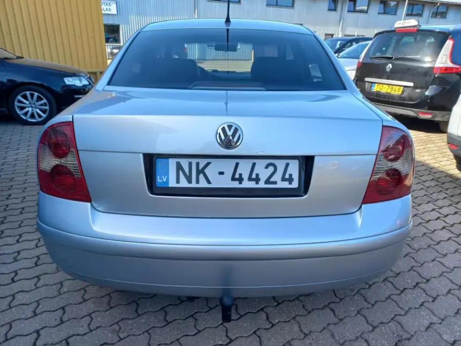 Pelēks Volkswagen Passat B5 2001 Rīga, ar dzinēja tilpumu 1.90 L un nobraukumu 123 tūkst. km par 1590 €, foto 5 vietnē AUTOMOTO.COM.LV
