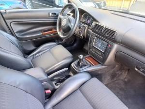 Pelēks Volkswagen Passat B5 2001 Rīga, ar dzinēja tilpumu 1.90 L un nobraukumu 123 tūkst. km par 1590 €, foto 13 vietnē AUTOMOTO.COM.LV