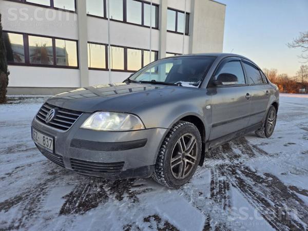 Pelēks Volkswagen Passat B5 2002 Valmiera, ar dzinēja tilpumu 1.90 L un nobraukumu 0 tūkst. km par 1590 €, foto 1 vietnē AUTOMOTO.COM.LV
