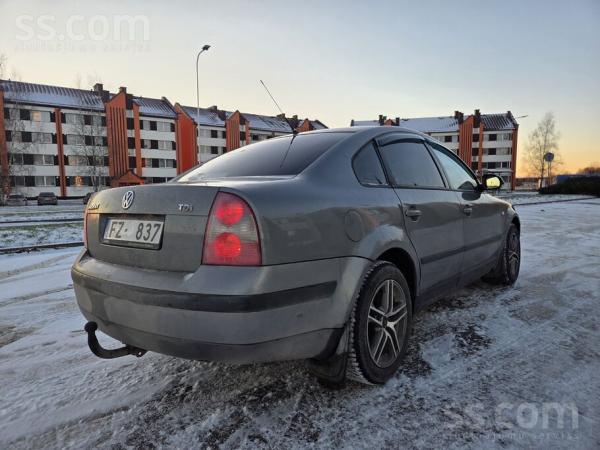 Pelēks Volkswagen Passat B5 2002 Valmiera, ar dzinēja tilpumu 1.90 L un nobraukumu 0 tūkst. km par 1590 €, foto 6 vietnē AUTOMOTO.COM.LV