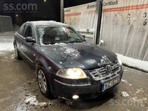 Pelēks Volkswagen Passat B5 2002 Daugavpils, ar dzinēja tilpumu 1.90 L un nobraukumu 353 tūkst. km par 1650 €, foto 10 vietnē AUTOMOTO.COM.LV