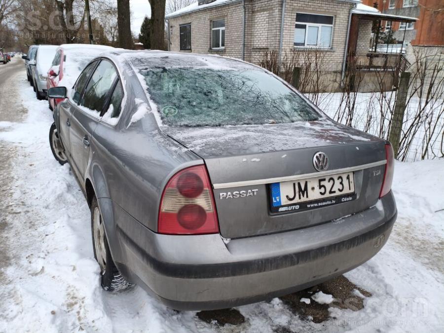 Pelēks Volkswagen Passat B5 2002 Rīga, ar dzinēja tilpumu 1.90 L un nobraukumu 458 tūkst. km par 700 €, foto 3 vietnē AUTOMOTO.COM.LV