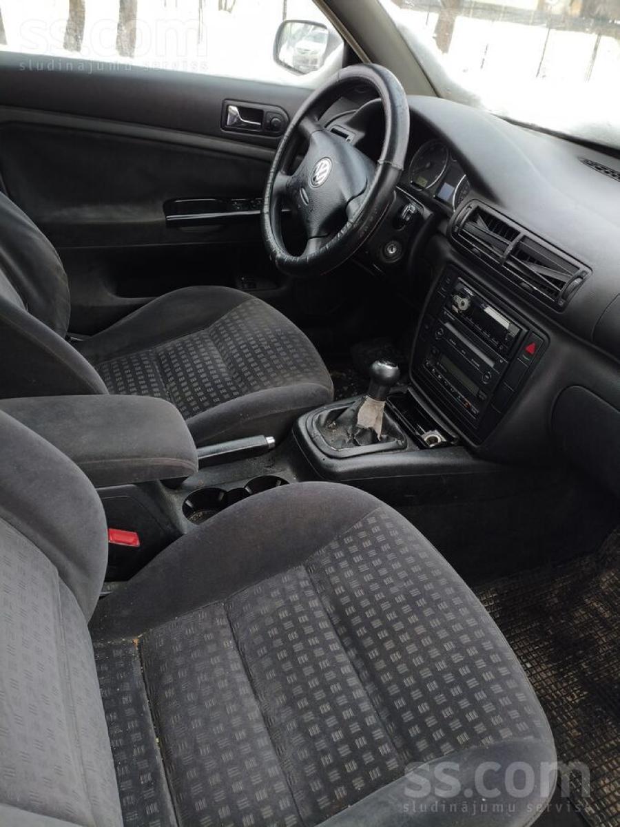 Pelēks Volkswagen Passat B5 2002 Rīga, ar dzinēja tilpumu 1.90 L un nobraukumu 458 tūkst. km par 700 €, foto 5 vietnē AUTOMOTO.COM.LV