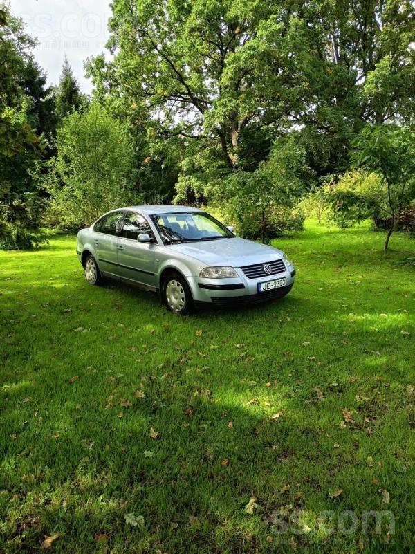 Pelēks Volkswagen Passat B5 2002 Ventspils, ar dzinēja tilpumu 1.90 L un nobraukumu 324 tūkst. km par 950 €, foto 1 vietnē AUTOMOTO.COM.LV
