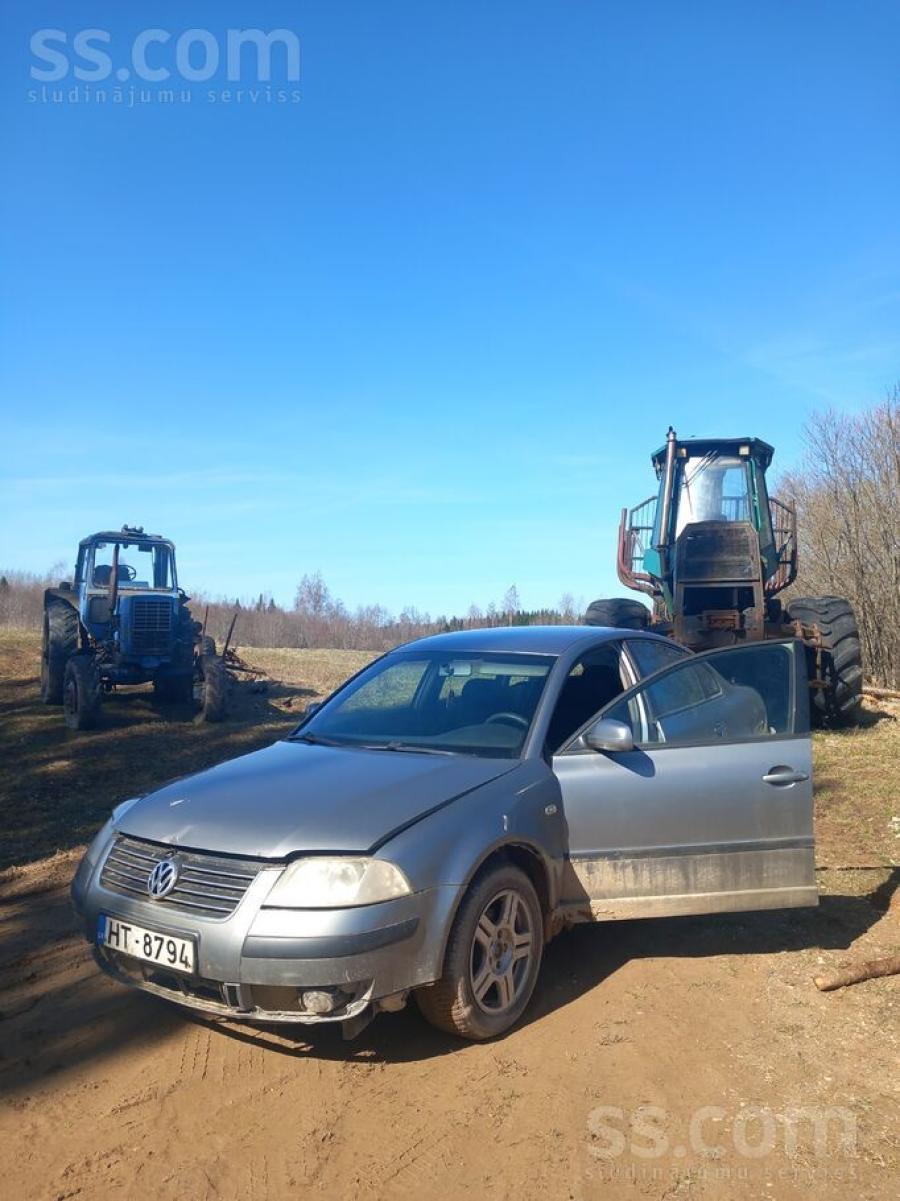 Grey Volkswagen Passat B5 2003 in Aluksne, with an engine capacity of 1.90 L and mileage of 300 thousand km for 400 €, photo 1 on AUTOMOTO.COM.LV