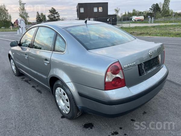 Pelēks Volkswagen Passat B5 2003 Bauska, ar dzinēja tilpumu 1.90 L un nobraukumu 217 tūkst. km par 2350 €, foto 5 vietnē AUTOMOTO.COM.LV