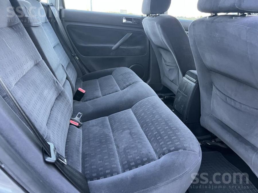 Pelēks Volkswagen Passat B5 2003 Bauska, ar dzinēja tilpumu 1.90 L un nobraukumu 217 tūkst. km par 2350 €, foto 11 vietnē AUTOMOTO.COM.LV