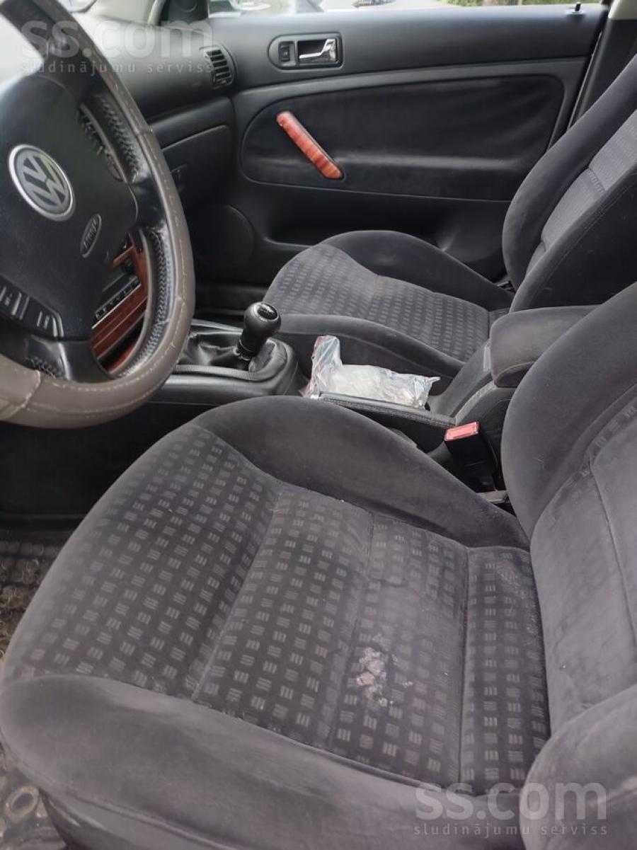 Pelēks Volkswagen Passat B5 2003 Jēkabpils, ar dzinēja tilpumu 1.90 L un nobraukumu 333 tūkst. km par 910 €, foto 7 vietnē AUTOMOTO.COM.LV