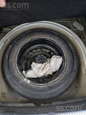 Pelēks Volkswagen Passat B5 2003 Jēkabpils, ar dzinēja tilpumu 1.90 L un nobraukumu 333 tūkst. km par 910 €, foto 15 vietnē AUTOMOTO.COM.LV