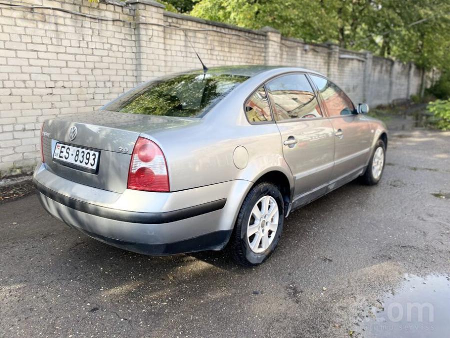 Pelēks Volkswagen Passat B5 2003 Jelgava, ar dzinēja tilpumu 2.00 L un nobraukumu 168 tūkst. km par 1150 €, foto 4 vietnē AUTOMOTO.COM.LV