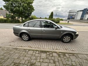 Pelēks Volkswagen Passat B5 2003 Jelgava, ar dzinēja tilpumu 2.00 L un nobraukumu 168 tūkst. km par 1650 €, foto 6 vietnē AUTOMOTO.COM.LV