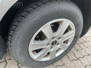 Pelēks Volkswagen Passat B5 2003 Jelgava, ar dzinēja tilpumu 2.00 L un nobraukumu 168 tūkst. km par 1650 €, foto 11 vietnē AUTOMOTO.COM.LV