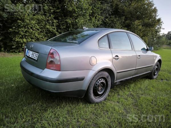 Pelēks Volkswagen Passat B5 2003 Jēkabpils, ar dzinēja tilpumu 1.90 L un nobraukumu 360 tūkst. km par 1090 €, foto 3 vietnē AUTOMOTO.COM.LV