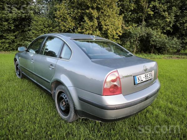 Pelēks Volkswagen Passat B5 2003 Jēkabpils, ar dzinēja tilpumu 1.90 L un nobraukumu 360 tūkst. km par 1090 €, foto 4 vietnē AUTOMOTO.COM.LV