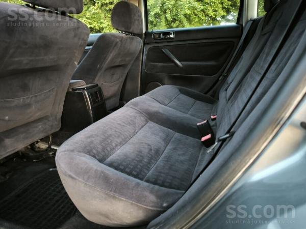 Pelēks Volkswagen Passat B5 2003 Jēkabpils, ar dzinēja tilpumu 1.90 L un nobraukumu 360 tūkst. km par 1090 €, foto 10 vietnē AUTOMOTO.COM.LV