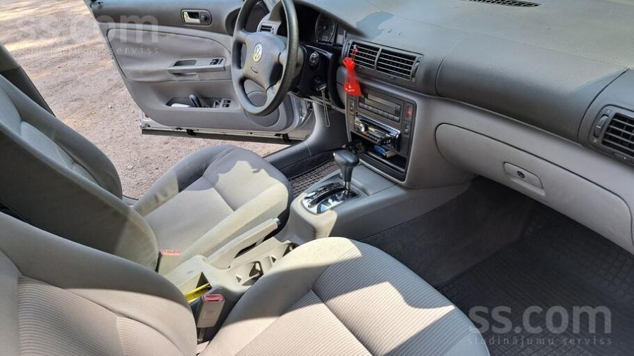 Pelēks Volkswagen Passat B5 2003 Rīga, ar dzinēja tilpumu 2.00 L un nobraukumu 258 tūkst. km par 1500 €, foto 10 vietnē AUTOMOTO.COM.LV