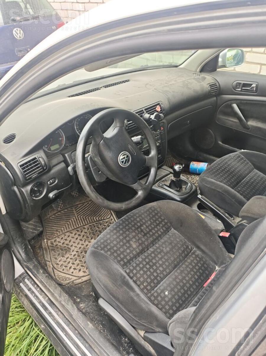 Grey Volkswagen Passat B5 2003 in Valmiera, with an engine capacity of 1.90 L and mileage of 36 thousand km for 250 €, photo 6 on AUTOMOTO.COM.LV