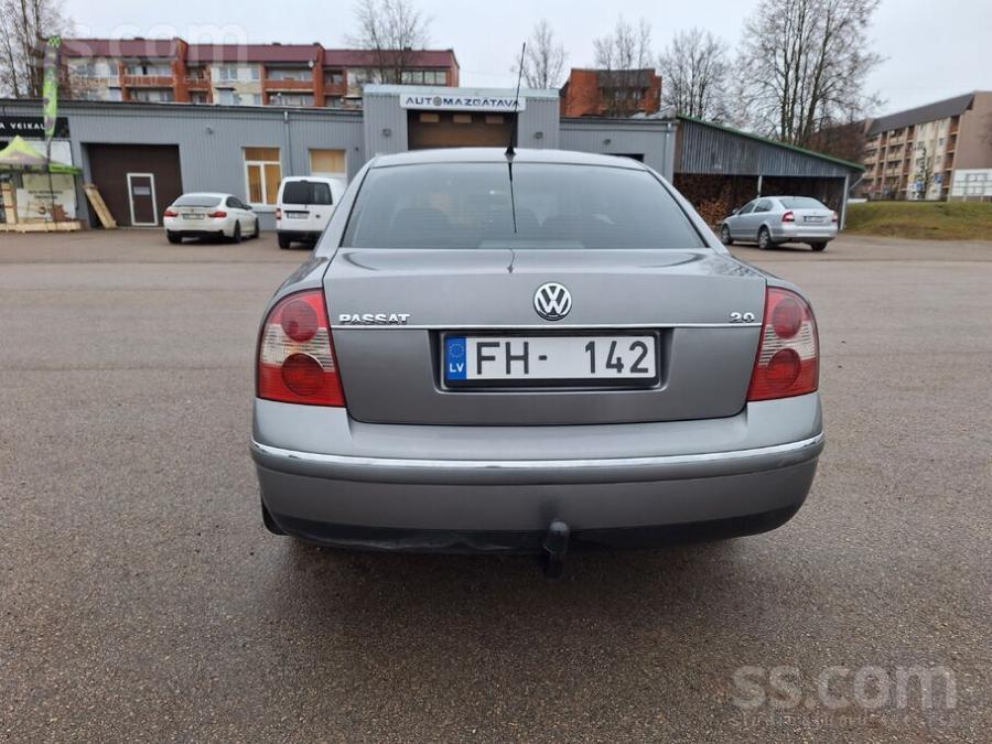 Grey Volkswagen Passat B5 2004 in Valmiera, with an engine capacity of 2.00 L and mileage of 232 thousand km for 1480 €, photo 4 on AUTOMOTO.COM.LV