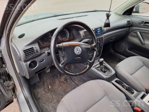 Grey Volkswagen Passat B5 2004 in Valmiera, with an engine capacity of 2.00 L and mileage of 232 thousand km for 1480 €, photo 10 on AUTOMOTO.COM.LV