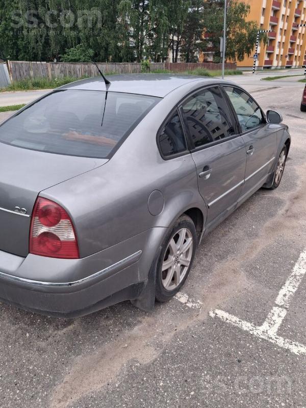 Серый Фольксваген Пассат Б5 2004 в Валмиера, объемом двигателя 2.00 л и пробегом 238 тыс. км за 700 €, фото 3 на AUTOMOTO.COM.LV