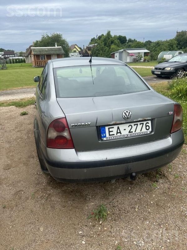 Pelēks Volkswagen Passat B5 2004 Tukums, ar dzinēja tilpumu 1.90 L un nobraukumu 300 tūkst. km par 850 €, foto 2 vietnē AUTOMOTO.COM.LV