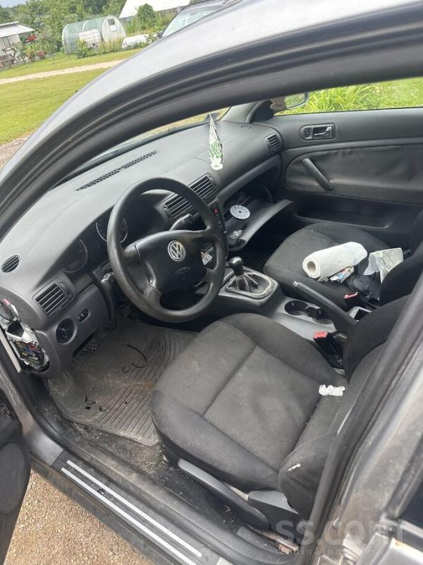 Pelēks Volkswagen Passat B5 2004 Tukums, ar dzinēja tilpumu 1.90 L un nobraukumu 300 tūkst. km par 850 €, foto 3 vietnē AUTOMOTO.COM.LV
