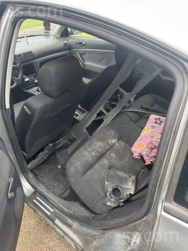 Pelēks Volkswagen Passat B5 2004 Tukums, ar dzinēja tilpumu 1.90 L un nobraukumu 300 tūkst. km par 850 €, foto 4 vietnē AUTOMOTO.COM.LV