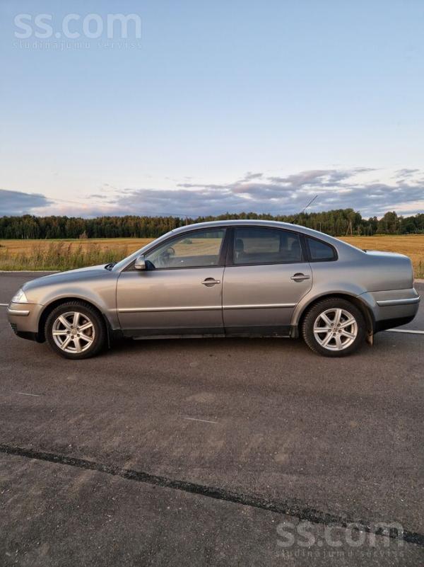 Grey Volkswagen Passat B5 2004 in Limbazi, with an engine capacity of 2.00 L and mileage of 238 thousand km for 1650 €, photo 4 on AUTOMOTO.COM.LV