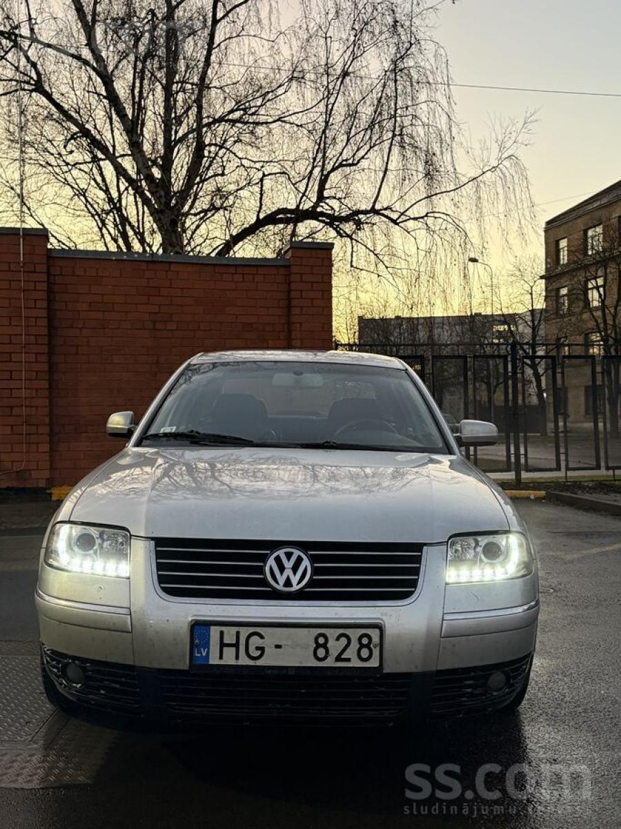 Grey Volkswagen Passat B5 2005 in Riga, with an engine capacity of 1.90 L and mileage of 370 thousand km for 1250 €, photo 1 on AUTOMOTO.COM.LV