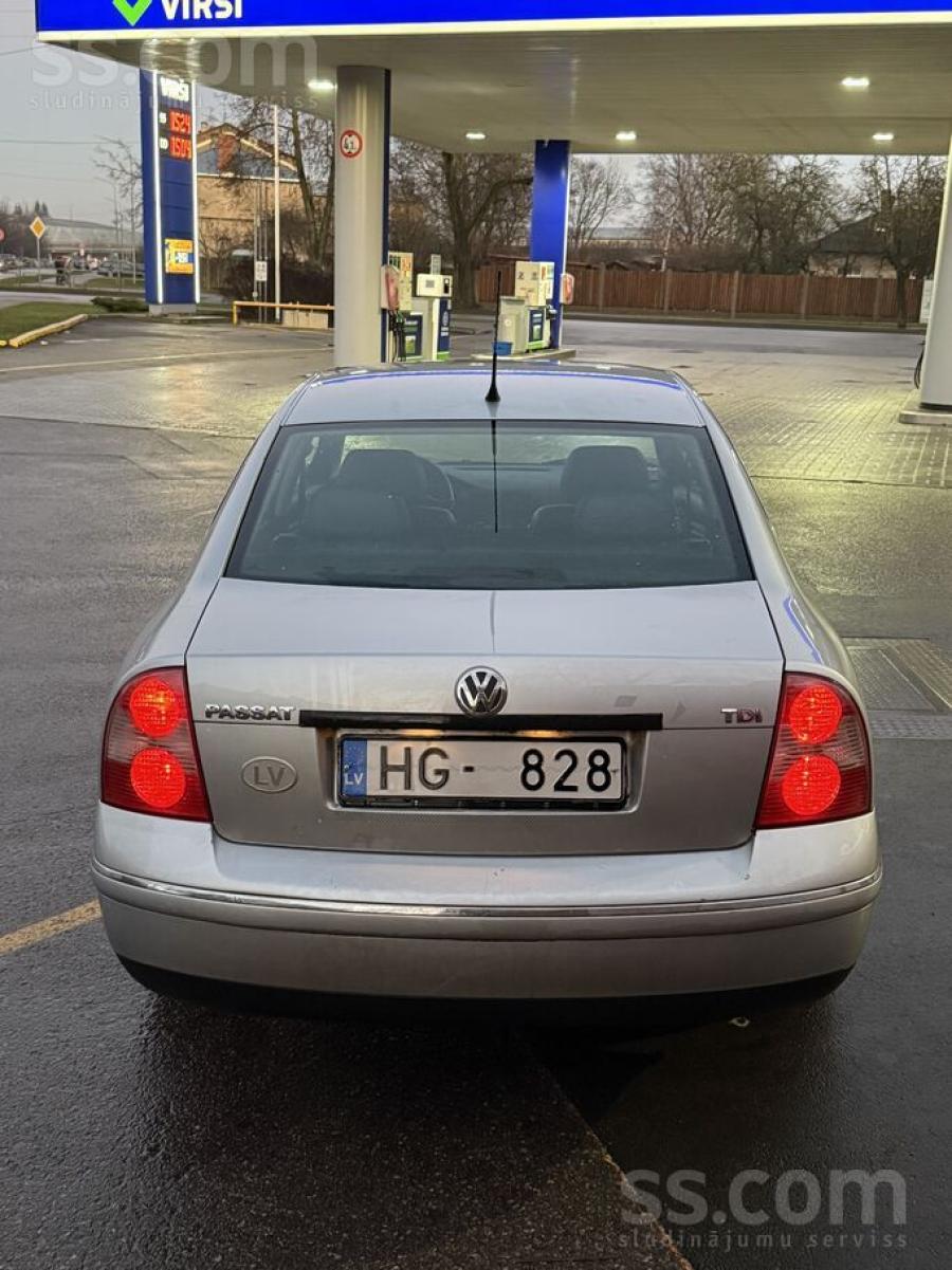 Grey Volkswagen Passat B5 2005 in Riga, with an engine capacity of 1.90 L and mileage of 370 thousand km for 1250 €, photo 5 on AUTOMOTO.COM.LV