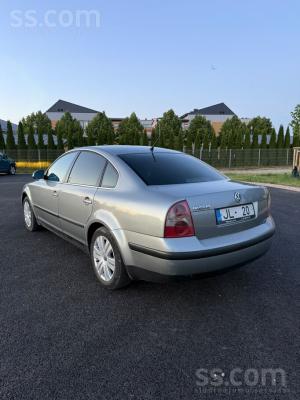 Pelēks Volkswagen Passat B5 2005 Jelgava, ar dzinēja tilpumu 1.90 L un nobraukumu 368 tūkst. km par 2200 €, foto 5 vietnē AUTOMOTO.COM.LV