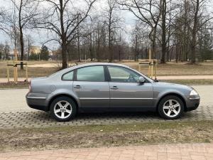 Pelēks Volkswagen Passat B5 2005 Rīga, ar dzinēja tilpumu 1.90 L un nobraukumu 344 tūkst. km par 1350 €, foto 5 vietnē AUTOMOTO.COM.LV