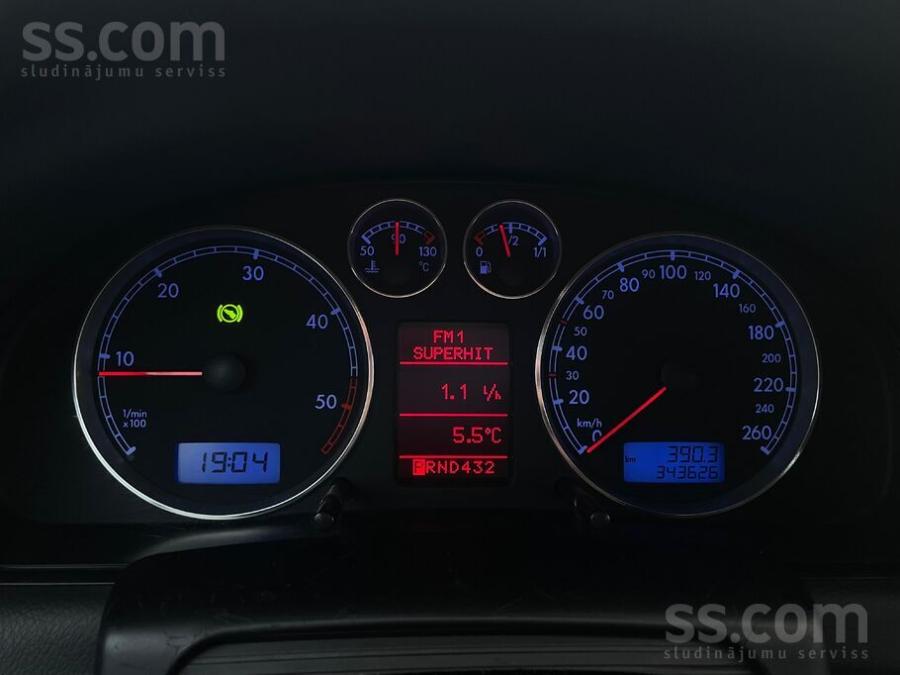 Pelēks Volkswagen Passat B5 2005 Rīga, ar dzinēja tilpumu 1.90 L un nobraukumu 344 tūkst. km par 1350 €, foto 8 vietnē AUTOMOTO.COM.LV