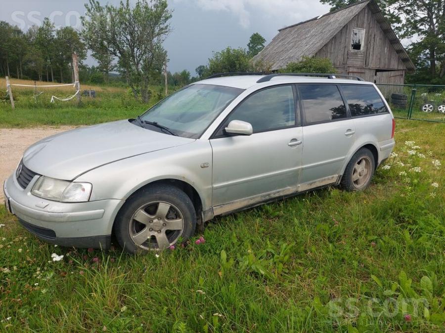 Grey Volkswagen Passat B5 1998 in Madona, with an engine capacity of 1.90 L and mileage of 401 thousand km for 1000 €, photo 2 on AUTOMOTO.COM.LV