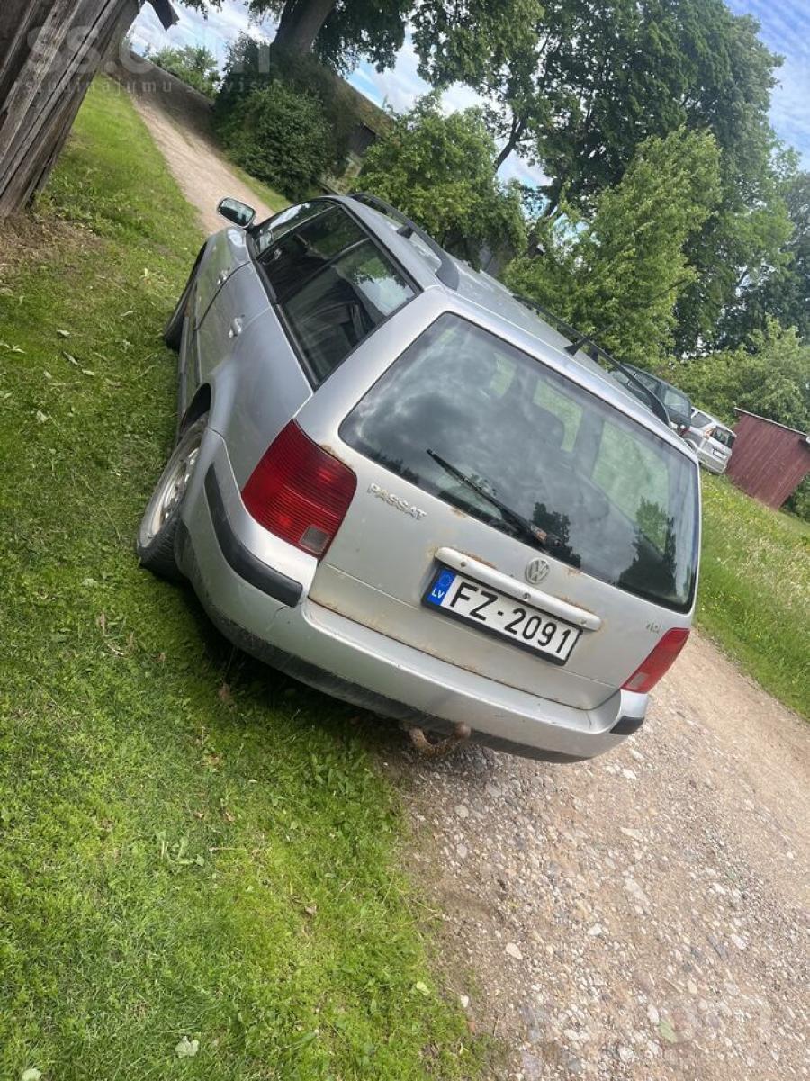 Grey Volkswagen Passat B5 1998 in Valka, with an engine capacity of 1.90 L and mileage of 500 thousand km for 1000 €, photo 4 on AUTOMOTO.COM.LV